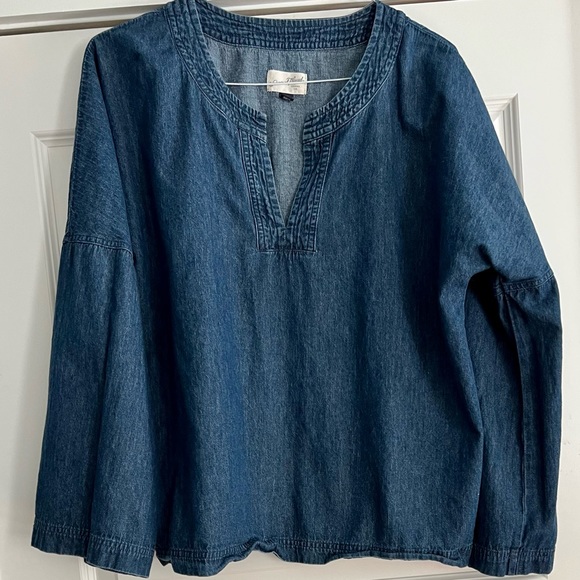 Universal Thread | Tops | Universal Thread Denim Split Neck Pullover ...